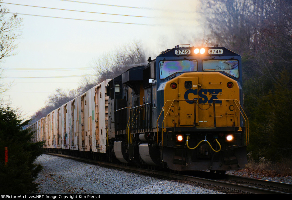 CSX 8749 L140 Tropicana Juice Loads